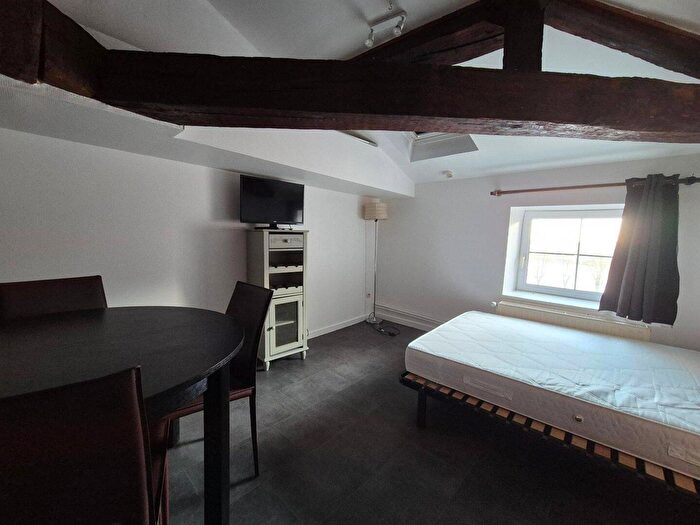 Appartement à louer - Centre Nord, Mâcon - 1 pièce