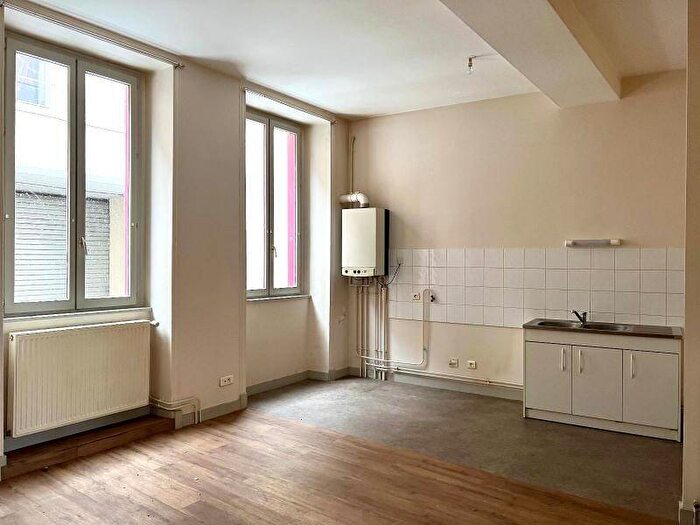 Appartement à louer - Centre, Tarare - 3 pièces - 2 chambres