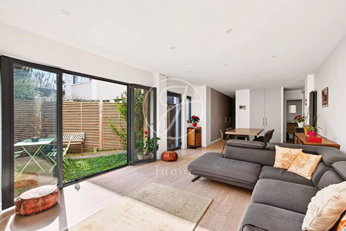 Maison à vendre - Saint-Cloud, Montretout, Coutureau - 6 pièces - 4 chambres