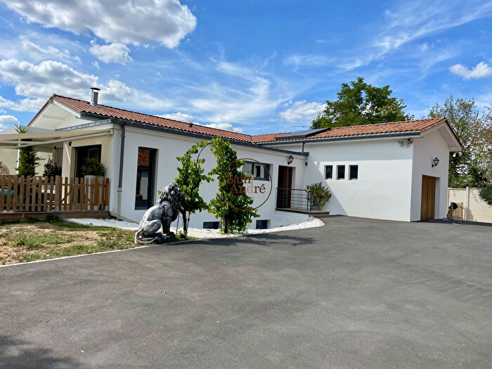 Angoulême : Maison 8 pièces à vendre
