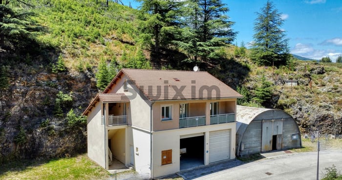 Maison 4 pièces à postalCode, à vendre
