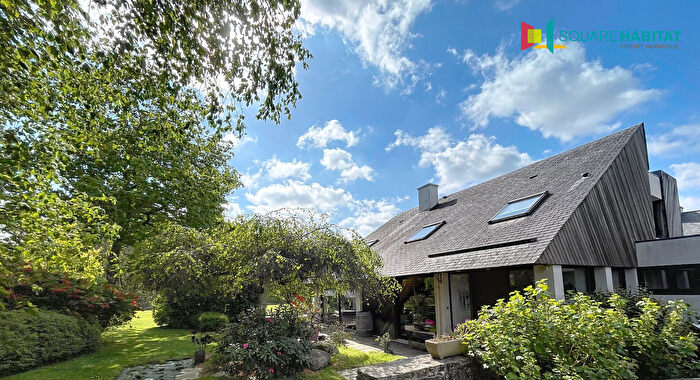 Maison à vendre - Guimiliau - 9 pièces - 5 chambres