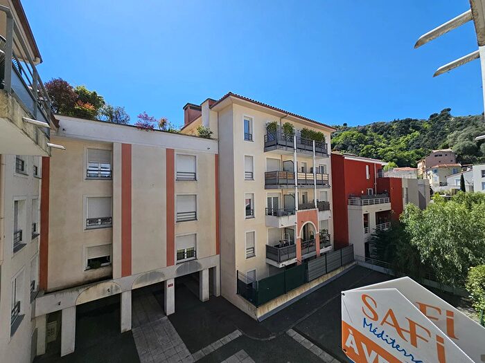 Appartement à vendre - Saint-André-de-la-Roche - 2 pièces - 1 chambre