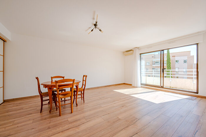 Appartement à vendre - Hyères, Maurels - 2 pièces - 1 chambre