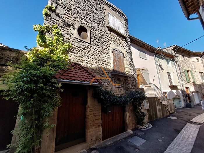 Maison à vendre - Taulignan - 2 pièces - 1 chambre