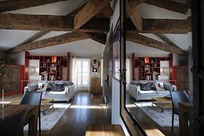 Appartement à louer - La Rochelle, Centre-ville, Vieux-port, Marché - 2 pièces - 1 chambre