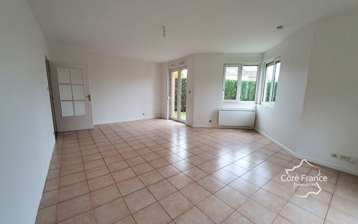 Maison à louer - Vireux-Molhain - 5 pièces - 4 chambres