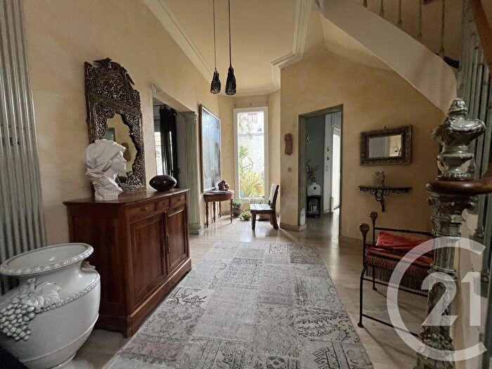 Maison 8 pièces à Saint-Quentin, Europe, Rémicourt, à vendre