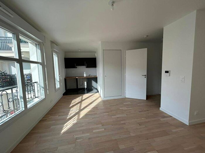 Appartement à louer - Zone Activité Molette, Le Blanc-Mesnil - 1 pièce