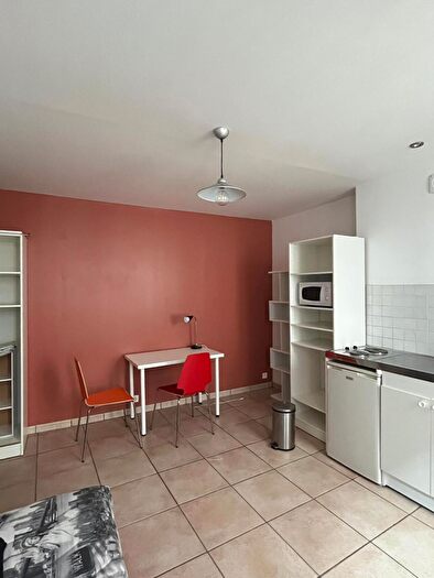 Appartement 1 pièce à louer à Saint-Étienne, Saint-Roch, Vivaraize, Valbenoite, Centre Deux