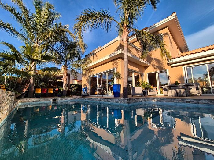 Maison à vendre - Saint-Jean-Lasseille - 6 pièces - 4 chambres