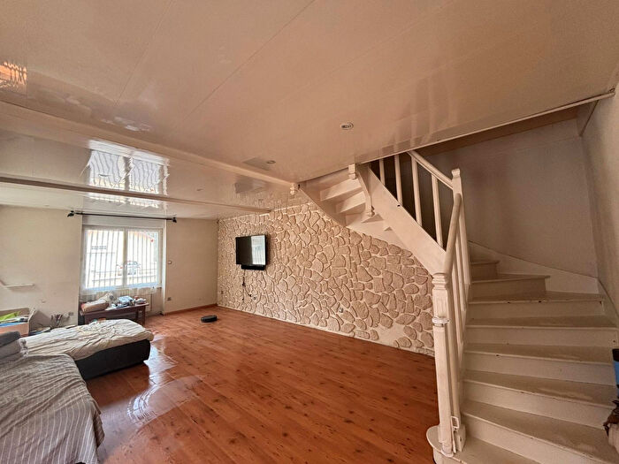 Maison 7 pièces à vendre à Bâgé-le-Châtel