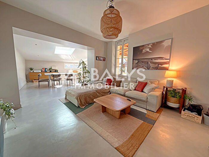 Maison à vendre - Fronsac - 6 pièces - 4 chambres