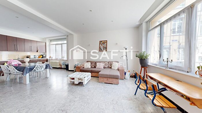 Maison à vendre - Saint-Omer, Centre historique - 6 pièces - 4 chambres