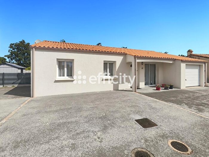 Landevieille - Maison 5 pièces à vendre