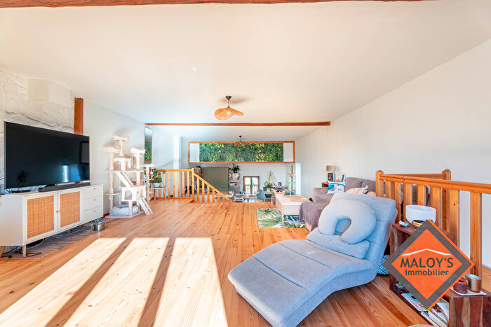 Maison 5 pièces à vendre à Sourcieux-les-Mines