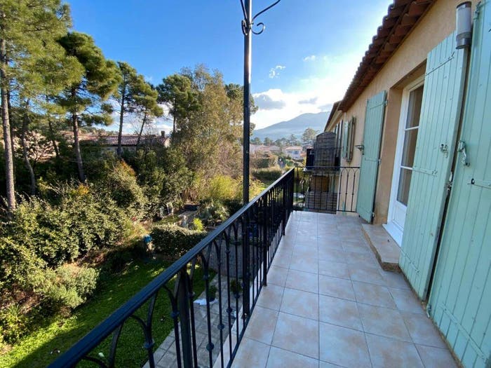 La Môle - Appartement 2 pièces à louer