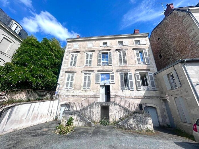 Appartement 3 pièces à Centre Ville, Périgueux, à louer