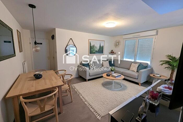 Appartement à vendre - Creil, Voltaire, Gare - 3 pièces - 2 chambres