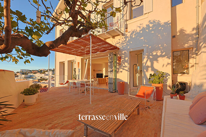 Maison à vendre - Marseille e , Roucas Blanc - 5 pièces - 4 chambres