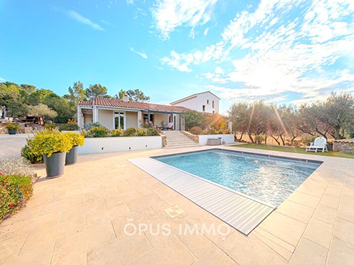 Maison à vendre - Sommières - 6 pièces - 5 chambres