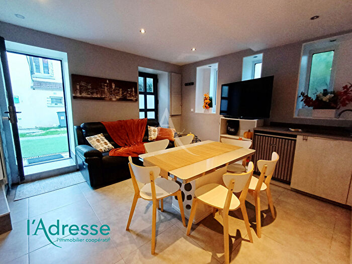 Bussy-Saint-Georges, Violennes, Village : Maison 3 pièces à vendre