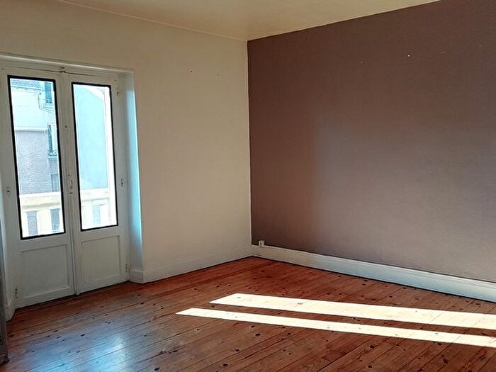 Appartement à louer - Clermont-Ferrand, Vallières, Sallins, Poncillon - 2 pièces - 1 chambre
