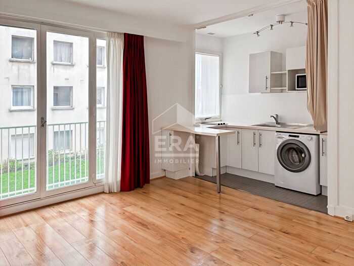 Appartement à louer - Porte Dauphine, Paris ème arrondissement - 1 pièce