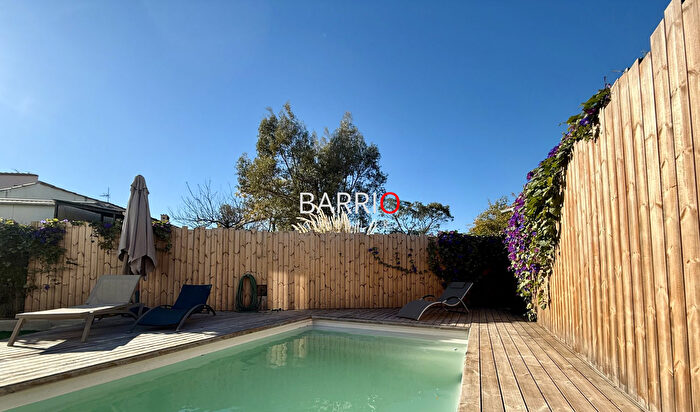 Maison à vendre - Saint-Cyprien - 5 pièces - 3 chambres