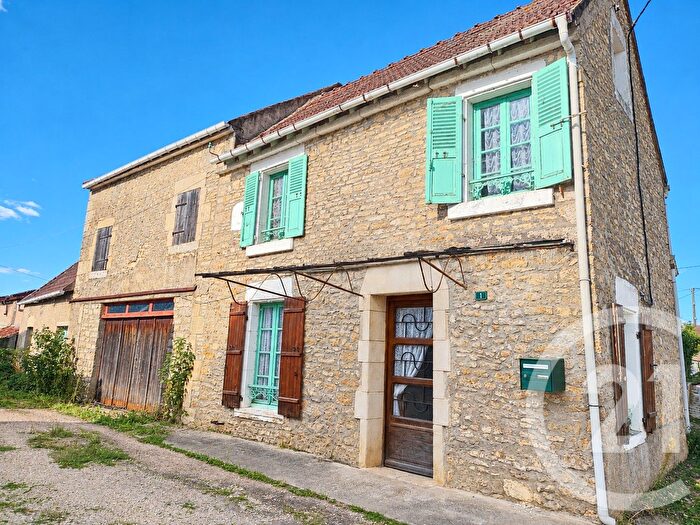 Maison 3 pièces à Brèves, à vendre