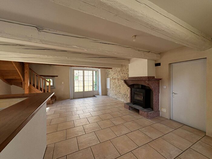 Maison à louer - Villasavary - 4 pièces - 2 chambres