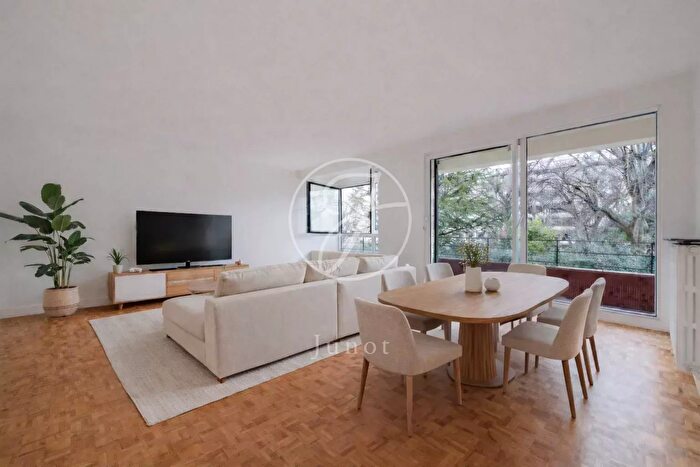 Appartement à vendre - Saint-Cloud, Fouilleuse, Val dOr - 3 pièces - 2 chambres