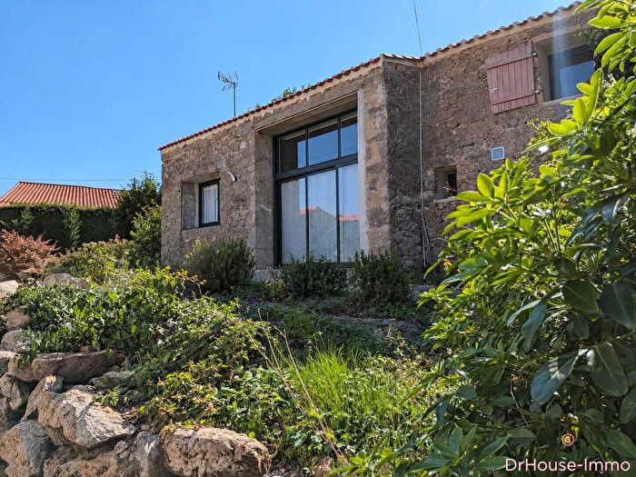 Maison 5 pièces à vendre - Saint-Étienne-du-Bois