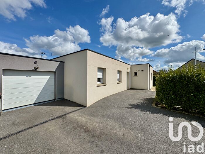 Maison à vendre - Loudéac - 5 pièces - 3 chambres