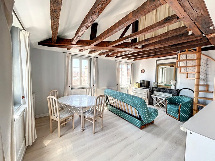 Appartement 1 pièce à vendre à La Rochelle, Centre-ville, Vieux-port, Marché