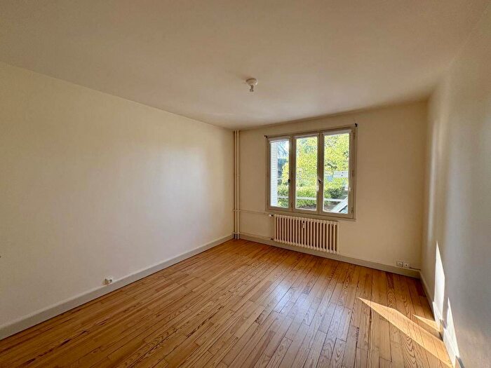 Appartement 3 pièces à Hors Centre Ville, Le Coteau, à louer