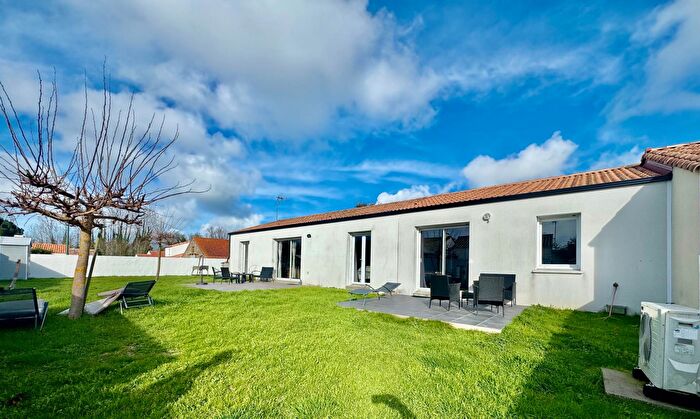 Maison à vendre - La Barre-de-Monts - 6 pièces - 4 chambres