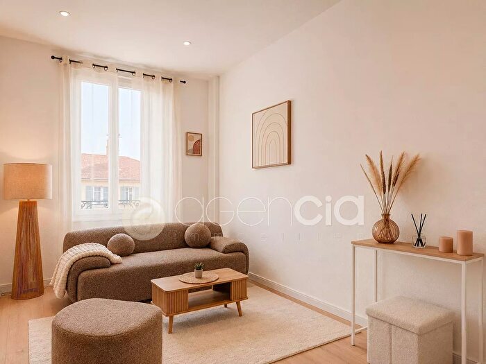 Cannes, Petit Juas : Appartement 3 pièces à vendre