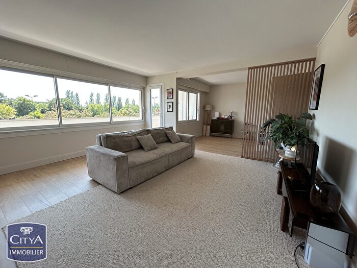 Le Mans, Sablons, Zone Franche : Appartement 5 pièces à vendre