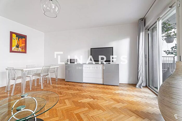 Appartement à vendre - Marseille e , Perier - 3 pièces - 2 chambres