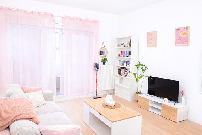 Appartement à louer - Amiens - 2 pièces - 1 chambre