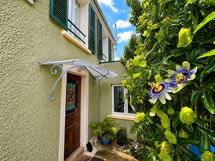 Champigny-sur-Marne, Maroc, Fourchette, Polangis : Maison 5 pièces à vendre