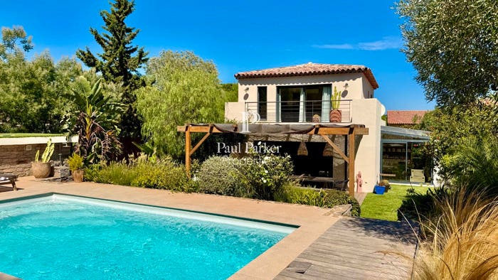 Saint-Tropez, Centre-ville, Vieille-ville : Maison 5 pièces à vendre