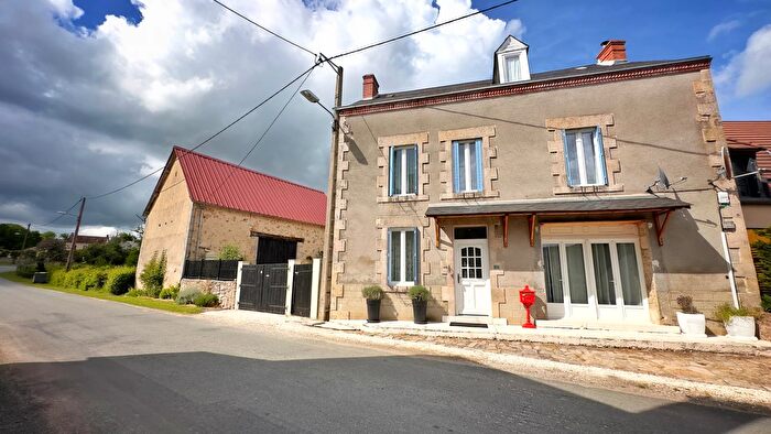 Maison à vendre - Boussac - 6 pièces - 4 chambres