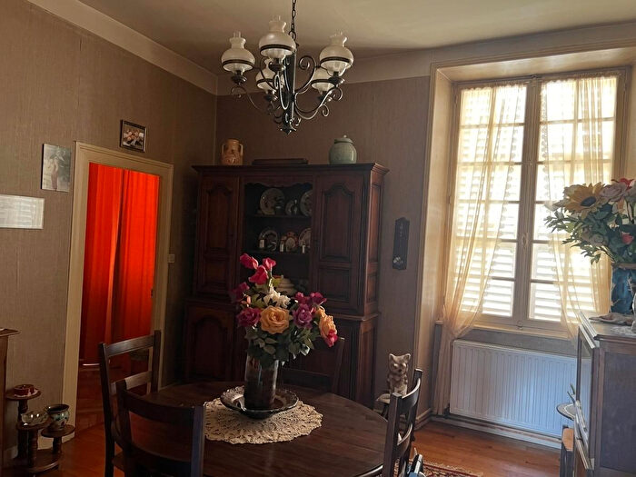 Charlieu : Appartement 4 pièces à vendre