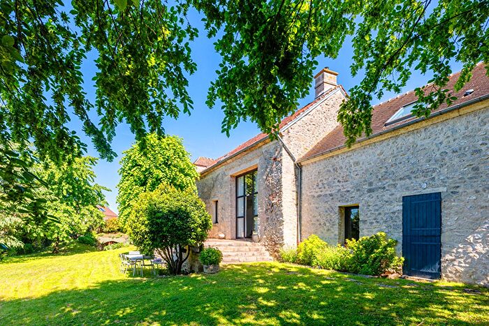 Magny-en-Vexin : Maison 5 pièces à vendre