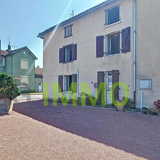 Maison à vendre - Mézières-sur-Issoire - 6 pièces - 5 chambres