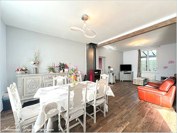 Maison à vendre - Courville-sur-Eure - 6 pièces - 5 chambres