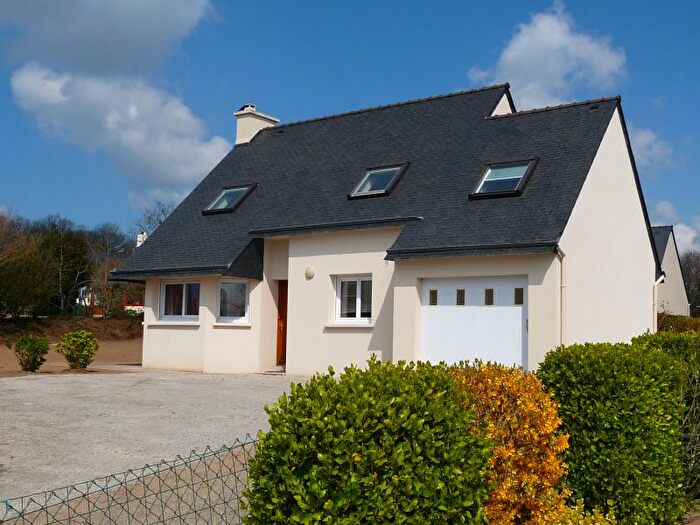 Maison 6 pièces à louer - Trébabu