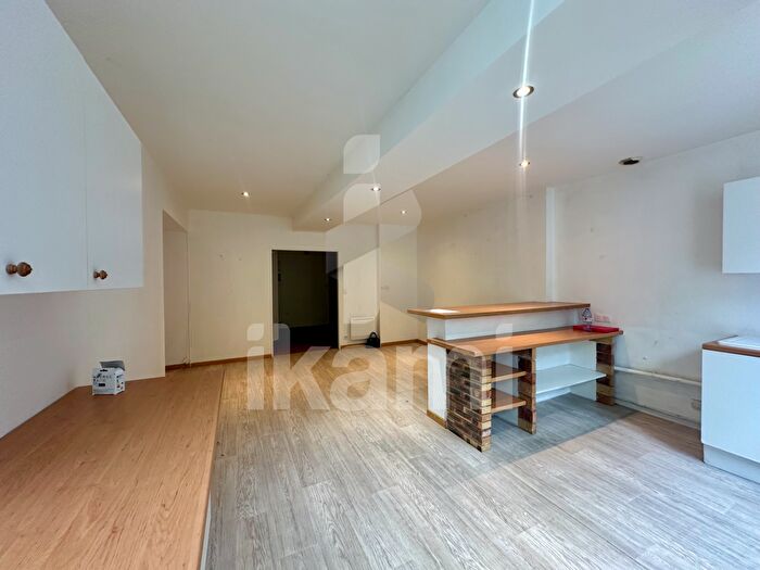 Appartement à vendre - Vienne, Saint-Martin - 3 pièces - 2 chambres